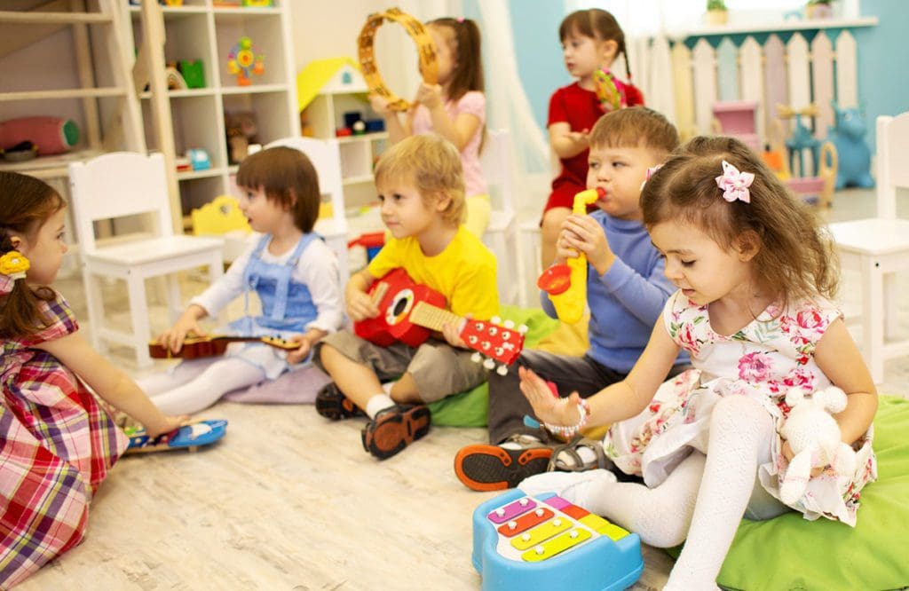 Die besten Instrumente für Kinder - Musikmachen