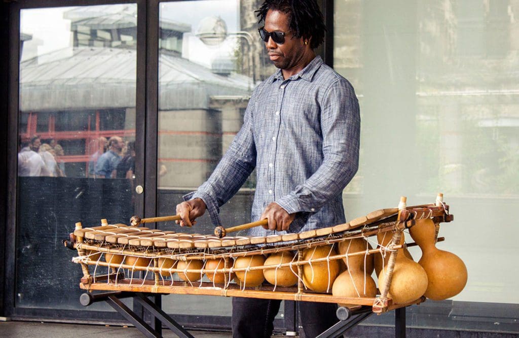 Balafon - ein Instrument, mit dem Geschichten bewahrt werden - Musikmachen