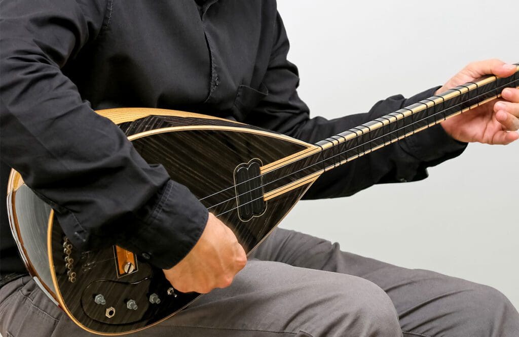 Saz-Saiten kaufen und wechseln – eine pragmatische Hilfestellung ...