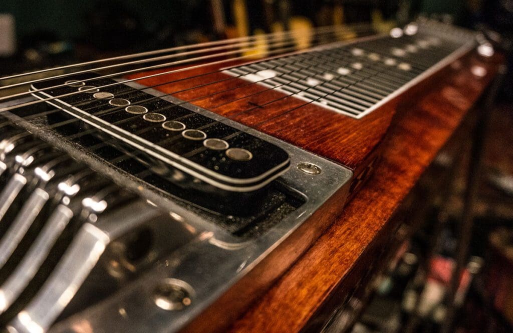Pedal-Steel-Guitar – Slide-Instrument nicht nur für Country-Fans
