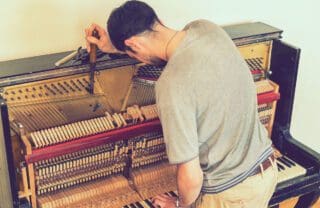 Klavier stimmen – eine komplexe Angelegenheit - Musikmachen
