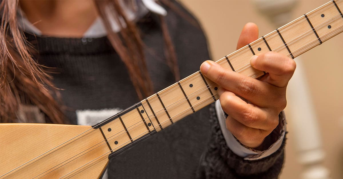 Saz-Saiten kaufen und wechseln – eine pragmatische Hilfestellung ...