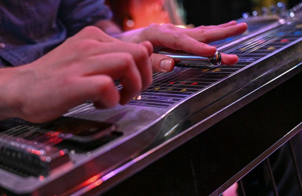 Pedal-Steel-Gitarre - Slide-Instrument nicht nur für Country-Fans ...